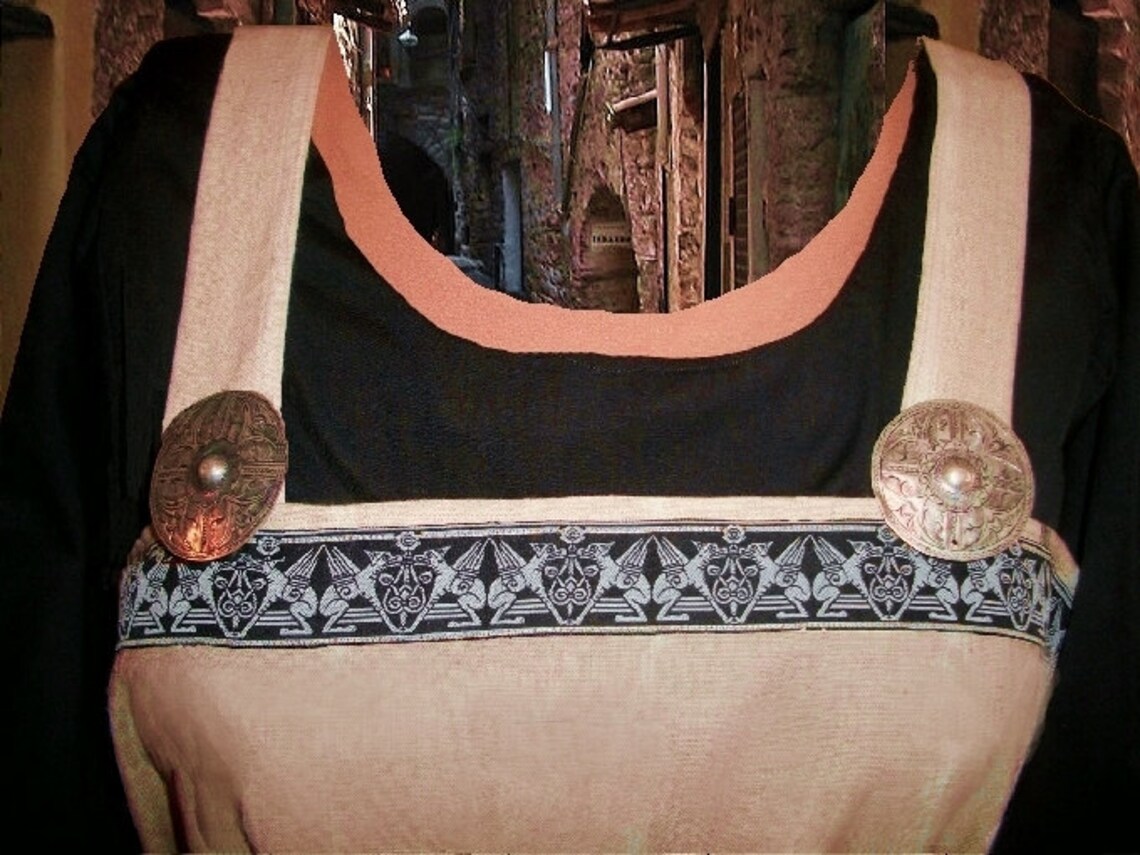 SCA Garb Norse Viking Medieval Tan Linen Black Cotton Apron and Kirtle ...
