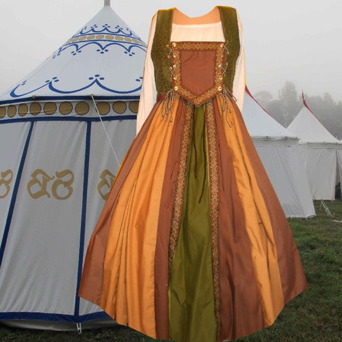 Renaissance Gown Medieval Costume Scot Clan Tartan Sca Garb Etsy