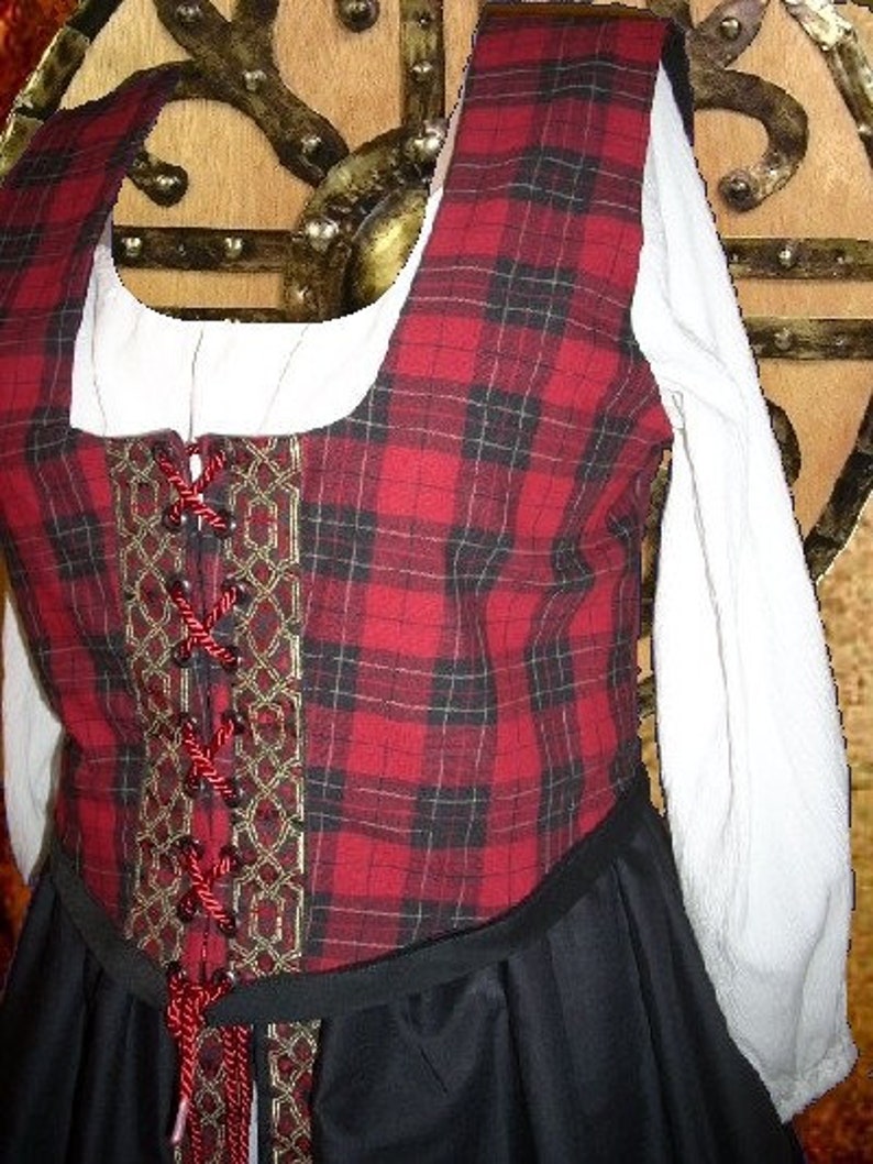 Celtic Irish Scottish Gown Clan Tartan Plaid Medieval Costume SCA Garb ...