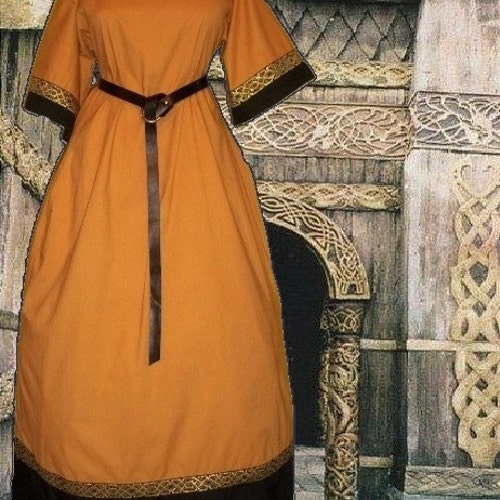 Renaissance Gown Medieval Costume SCA Garb Medieval Midnight - Etsy