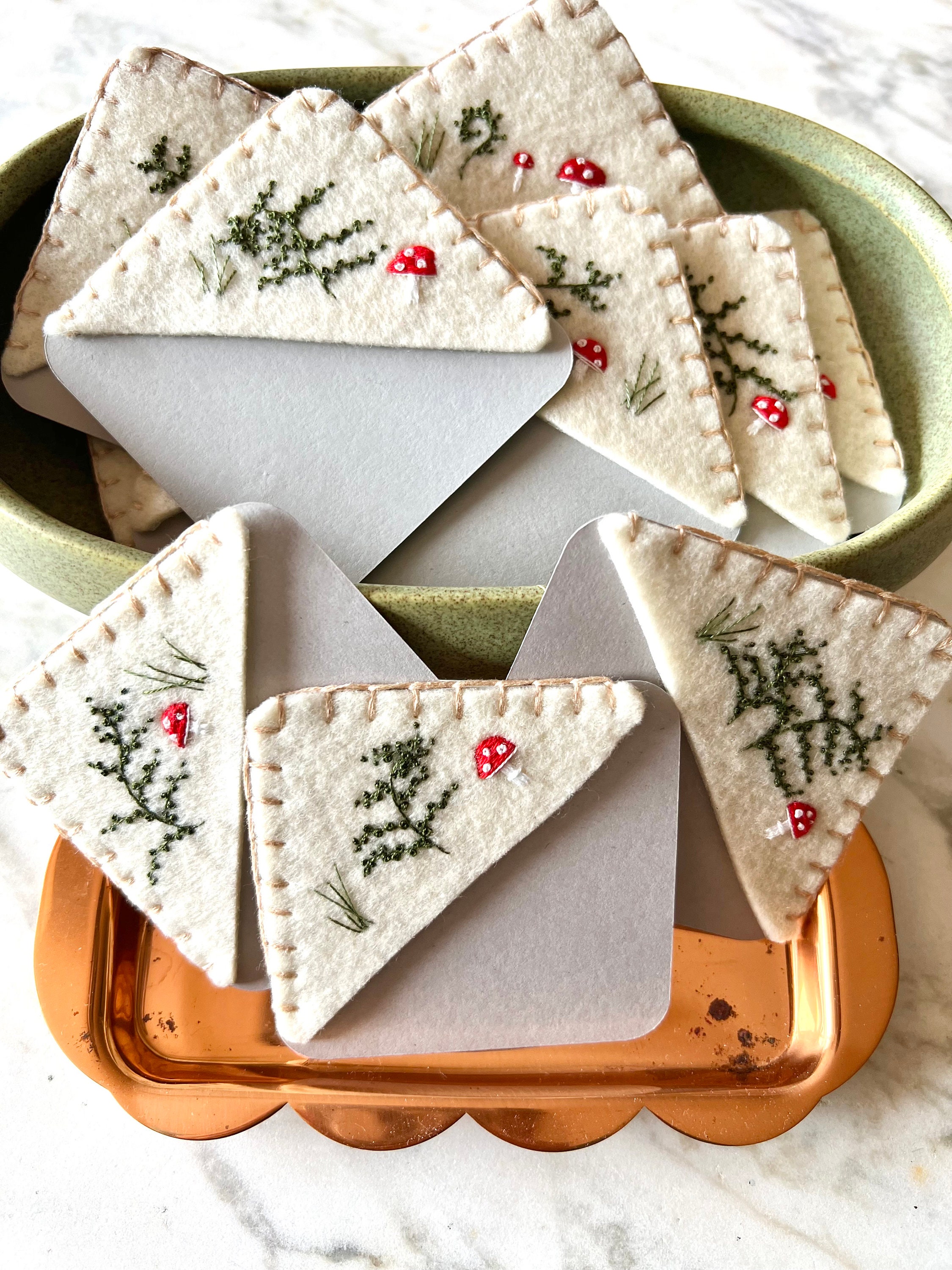 Hand Embroidered Felt/cardstock Corner Bookmark Mini Mushroom and Fern ...