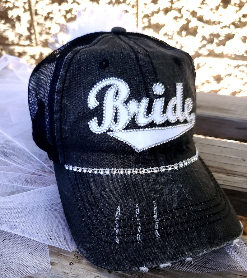 Baseball Bride Hat With Veil for Baseball Game Bachelorette Party ...