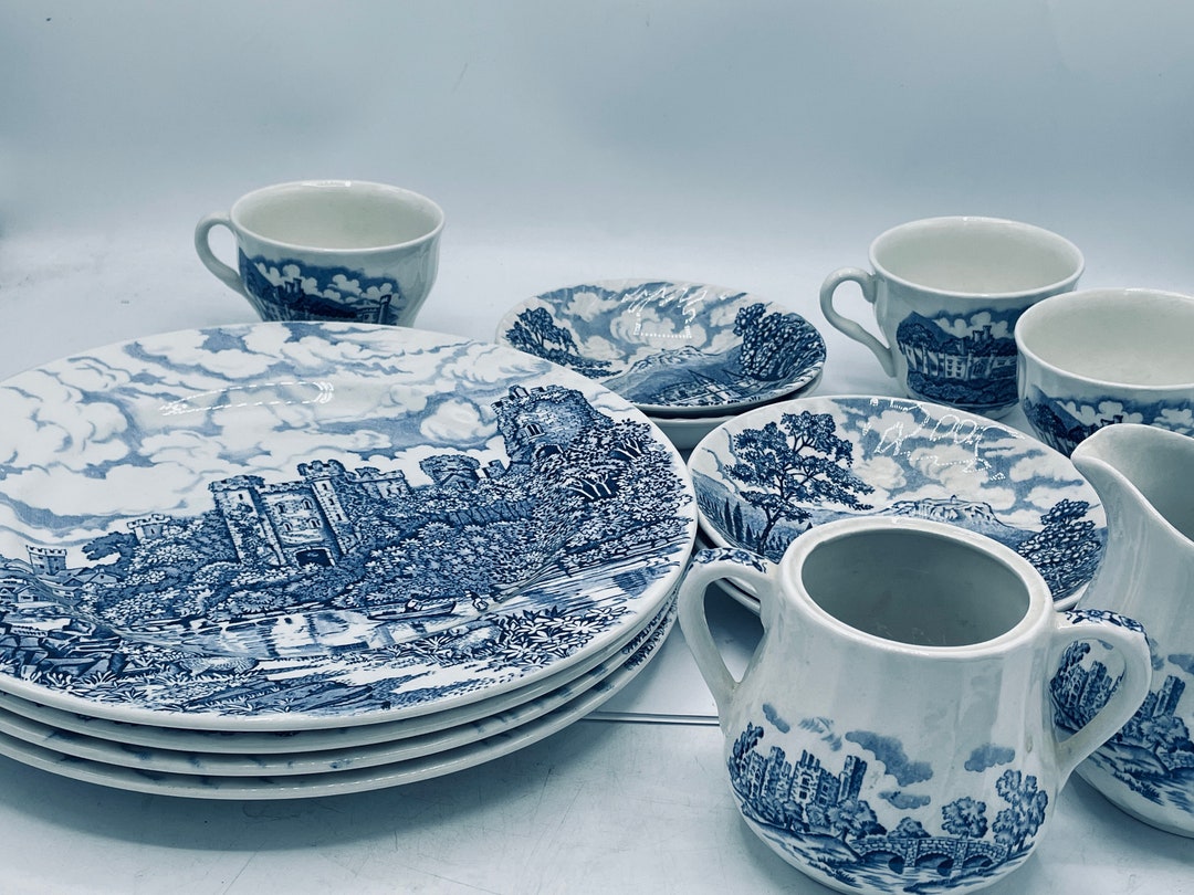 Vintage English Castles Blue by BARRATTS CASTLES Blue Dinnerware Set 14 ...