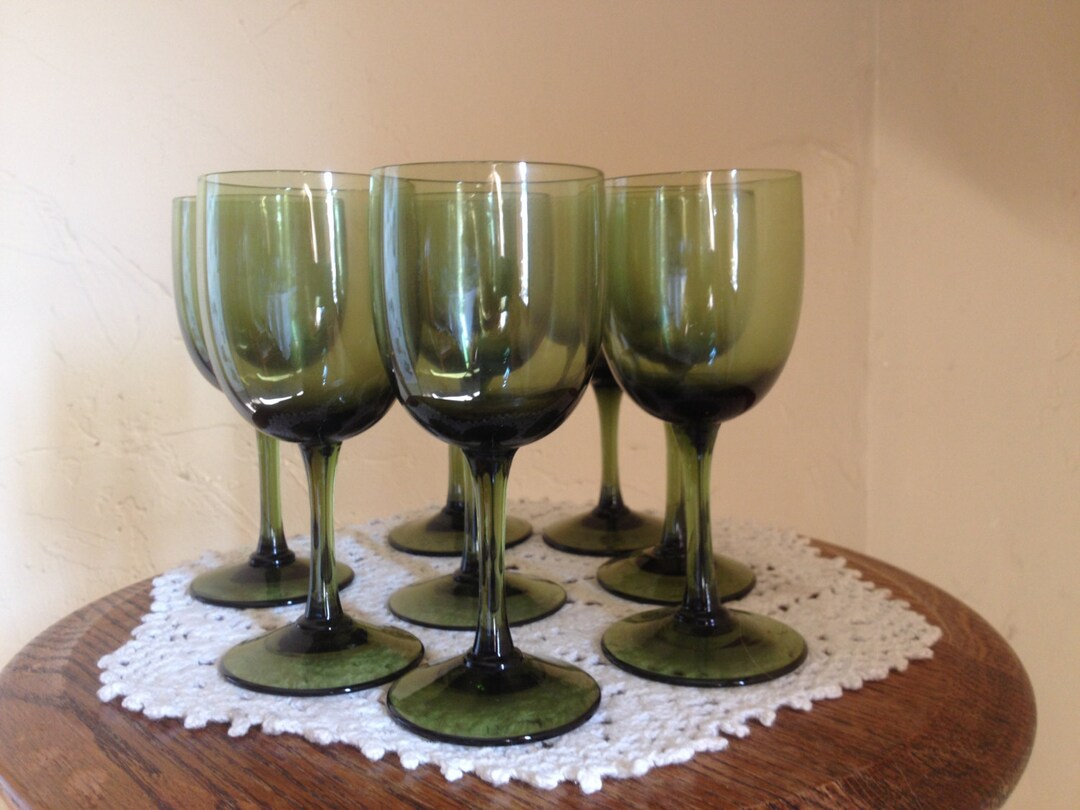 Vintage Set of (8 ) Olive Green Glass Pedestal Cordial or Sherry Juice ...