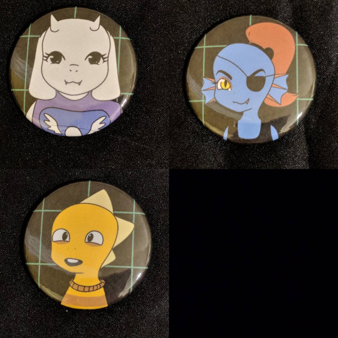 UNDERTALE Buttons - Etsy