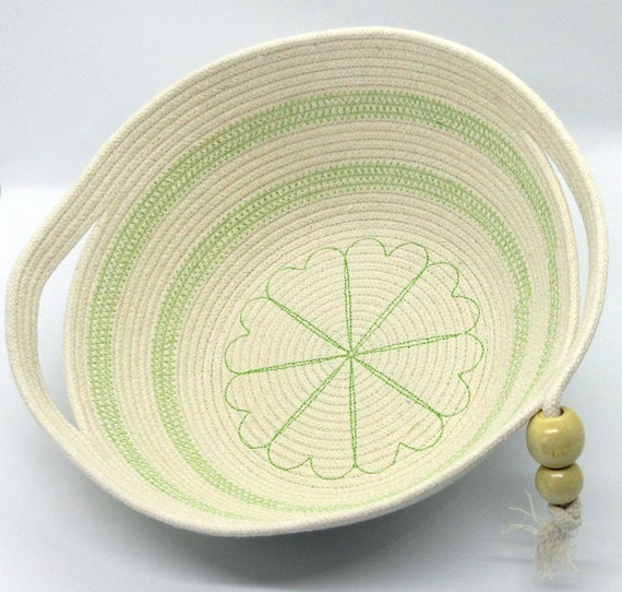 ROUND ROPE BOWL With Handles Natural Color Embroidered Heart | Etsy