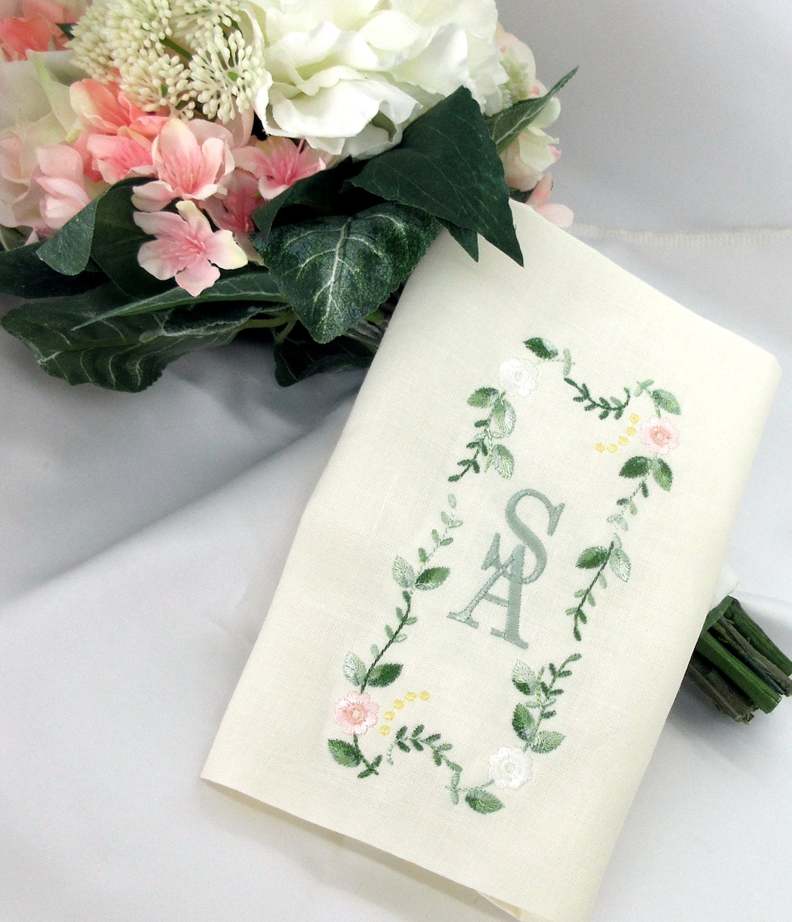 BOUQUET WRAP Regular Size Bridal Embellished With Lace - Etsy