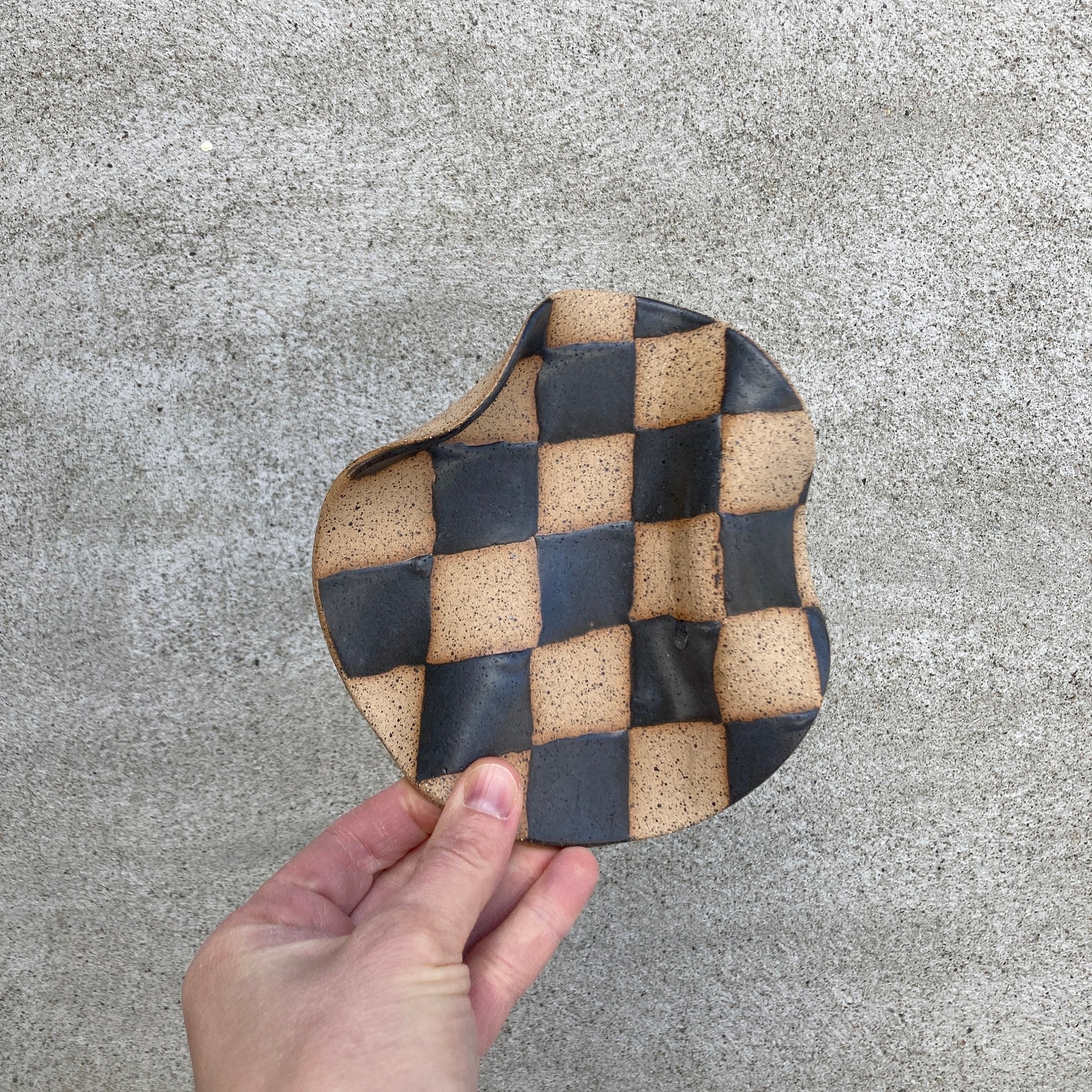 Wavy Checker Trinket Dish / Spoon Rest / Jewelry Tray / Wavy Plate - Etsy