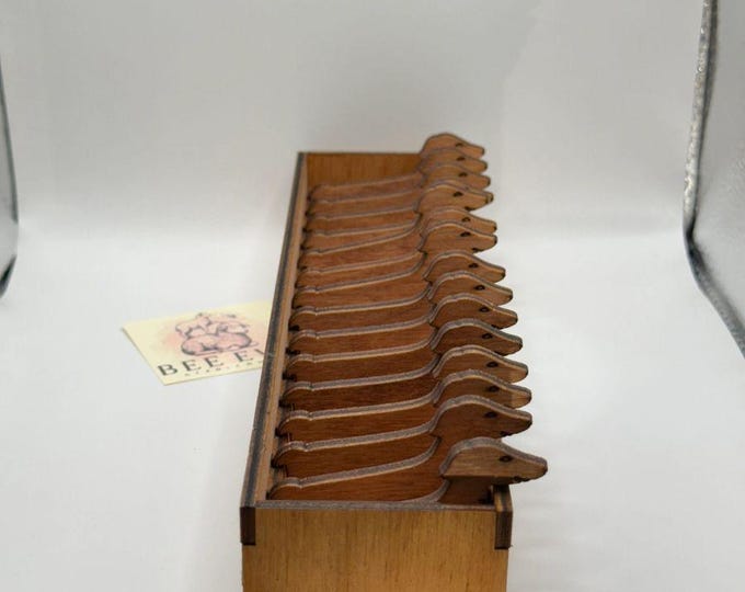 Floss Bobbin Dachshund & Box - Etsy