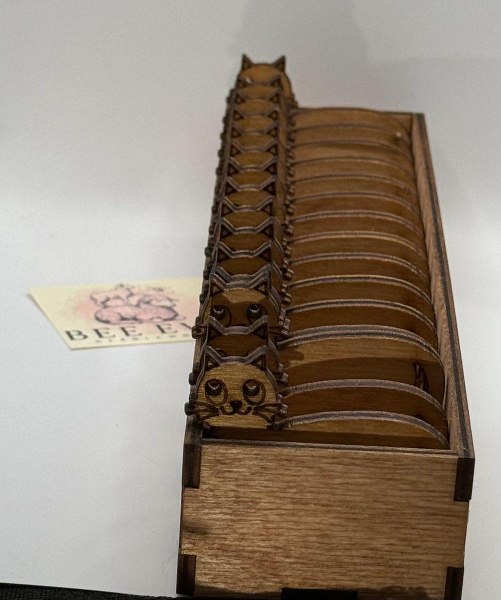 Floss Bobbin & Box - Etsy