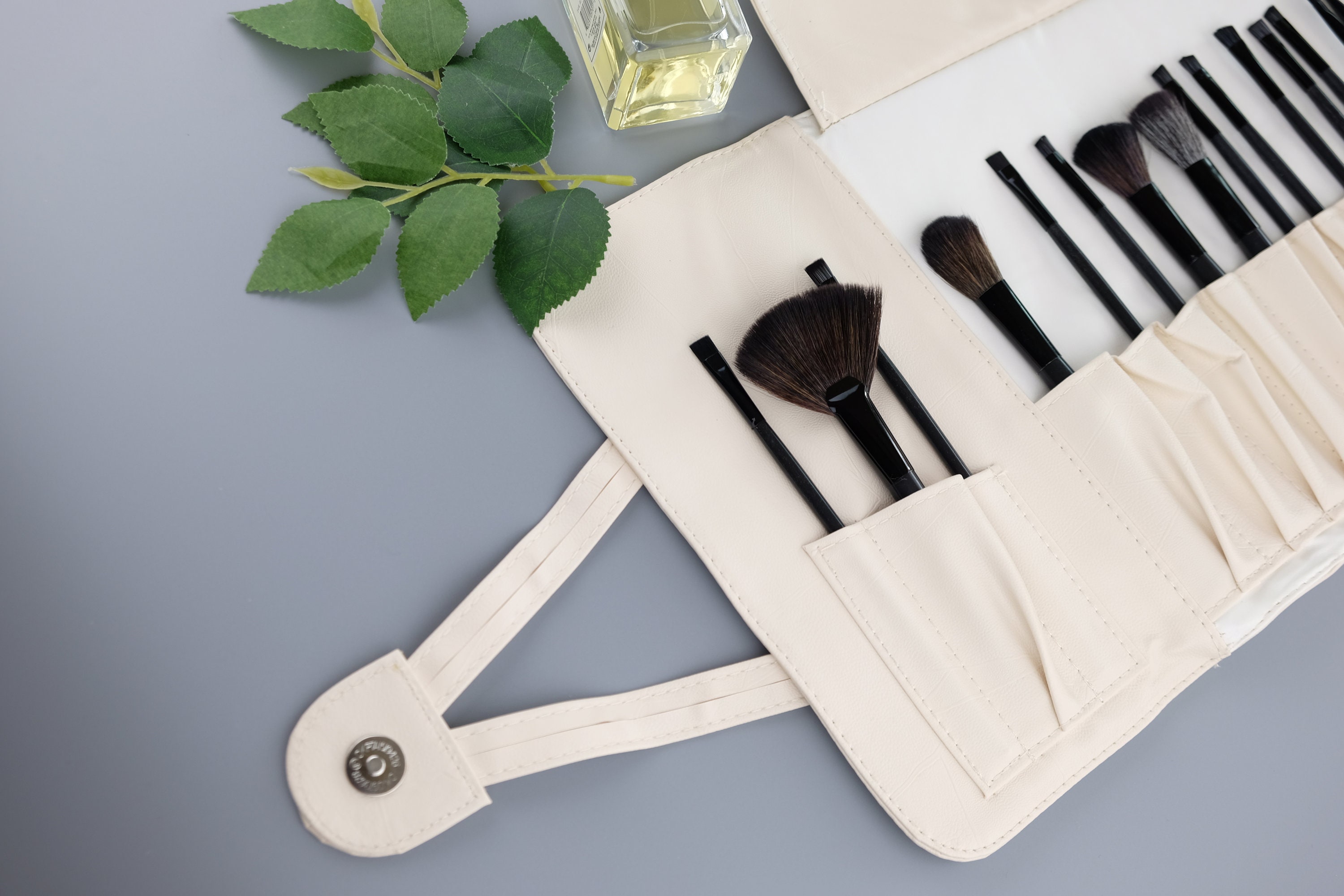 Personalized Makeup Brush Bag Custom Makeup Pouch, Leather Cosmetic ...