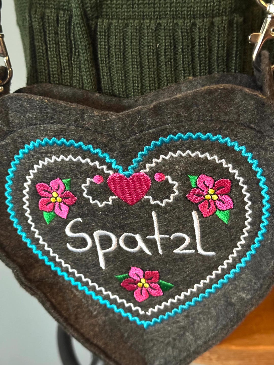 FELT DIRNDL CROSSBODY Bag, Pet Name Embroidered Trachten Bag, “spatzl ...