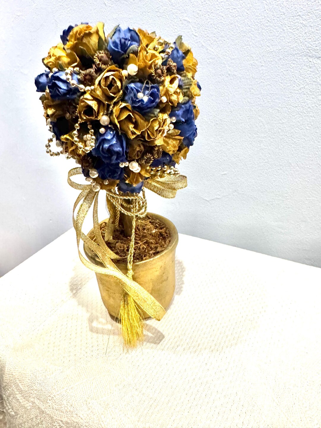 Little Salzburg Spice & Roses Tree in Golden Clay Pot, Austrian ...