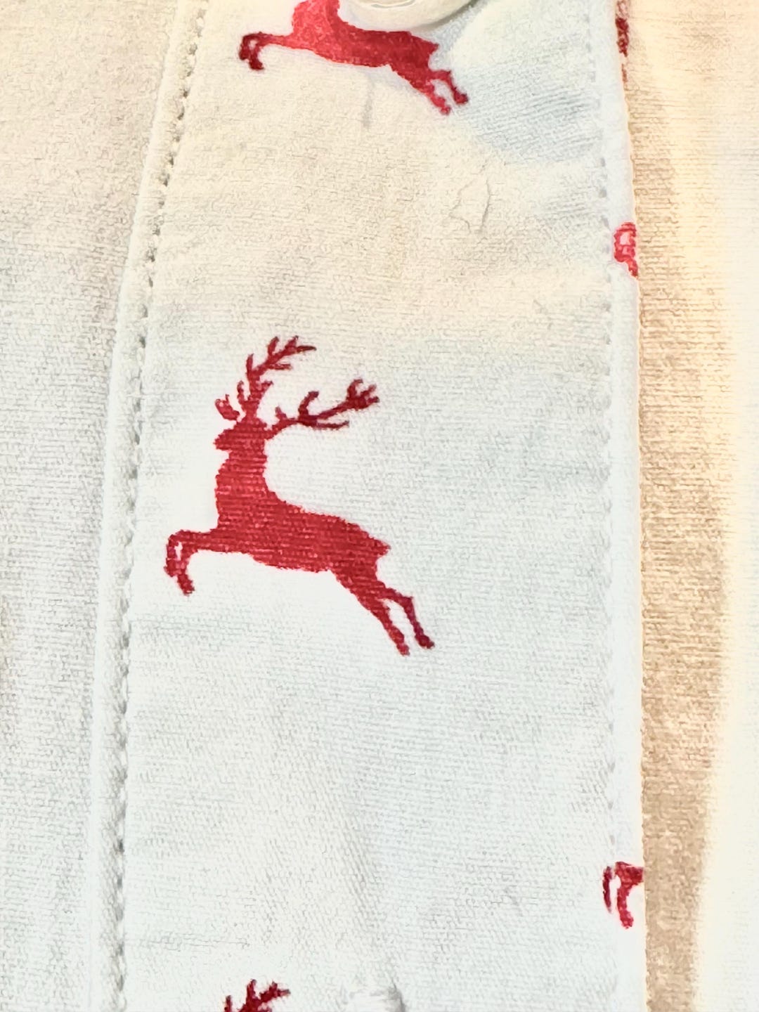 Lg 8 LEAPING STAG BLOUSE Shirt, Red Deer Collar & Cuffs, White 100% ...