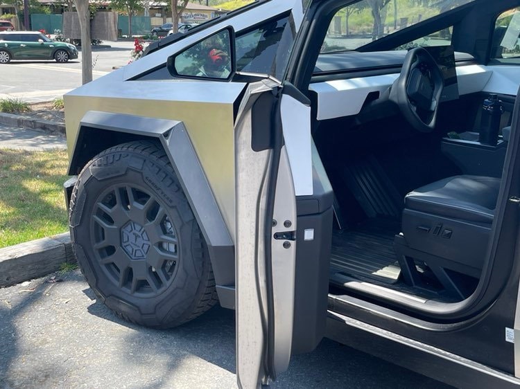 Tesla Cybertruck Wheel Center Caps Custom Logo Available - Etsy