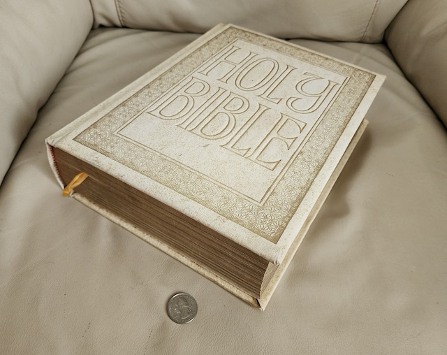 RjBeaVintageCravings - Etsy