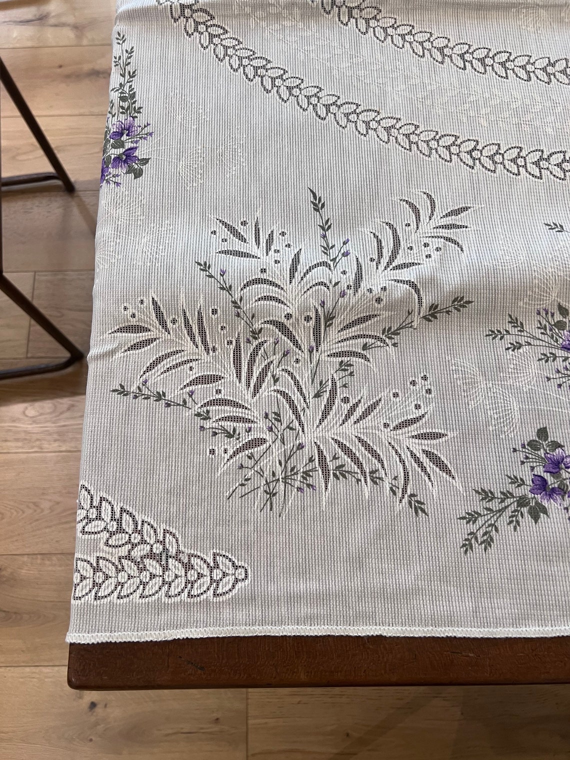 Vintage 1970s Violet Floral Tablecloth, Extra Large Vinyl Tablecloth ...