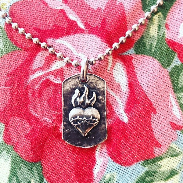 Sacred Heart Necklace - Etsy