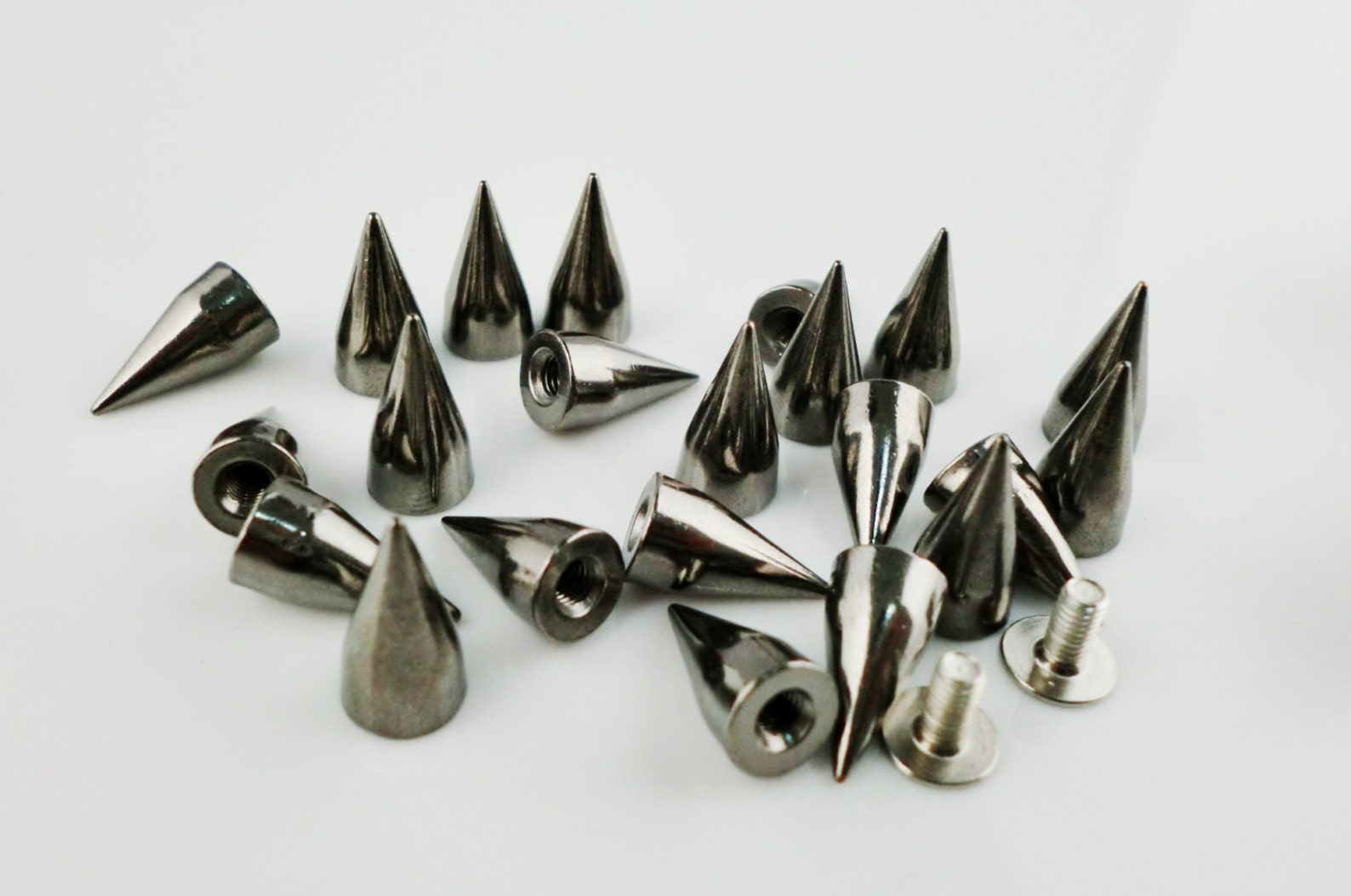 50PCS 14mm Screwback Metal Cone Spike Studs | Etsy