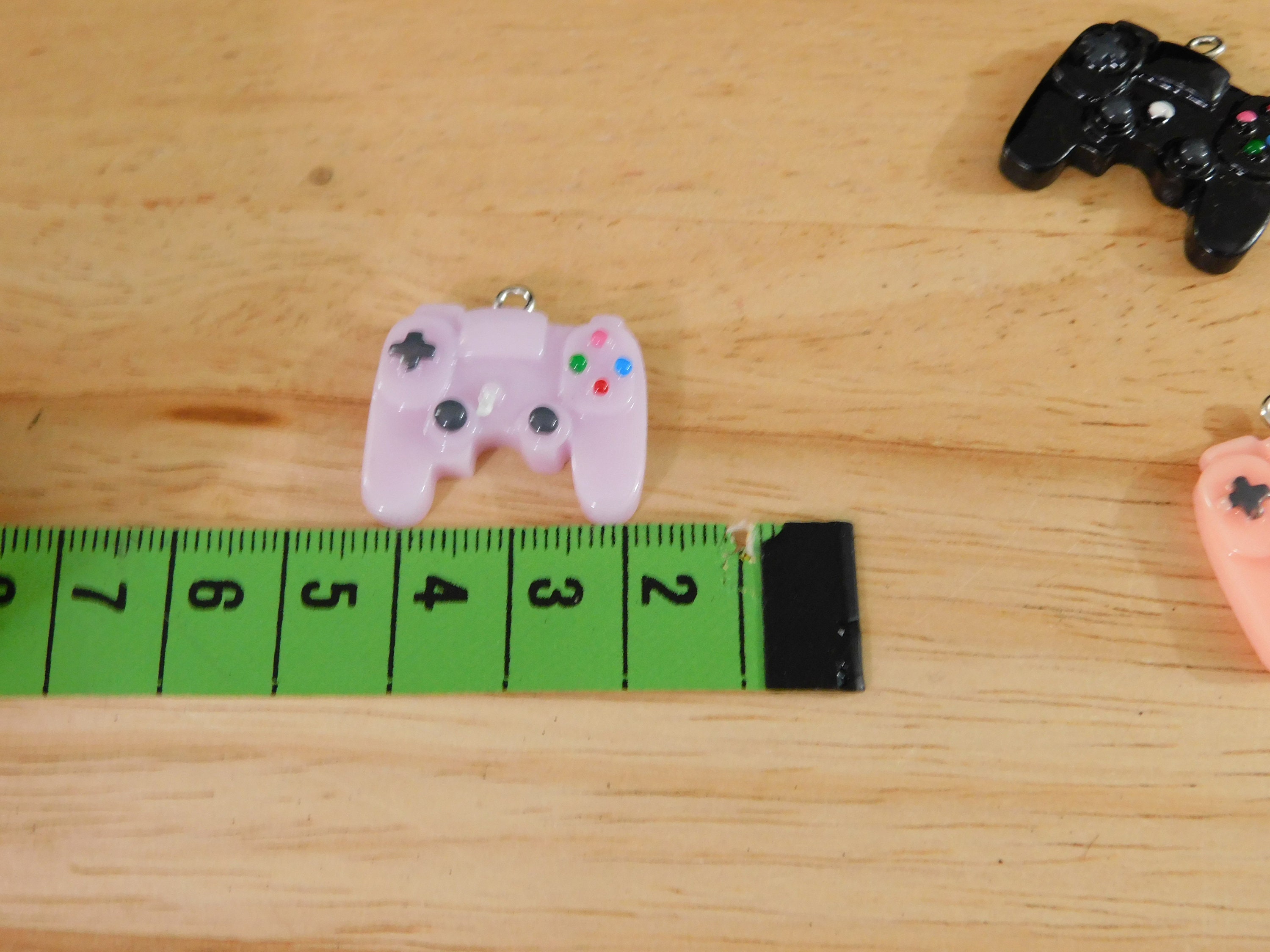 Video Game Controller Resin Pendants, Mixed Color, 24x26x7mm (gamer ...