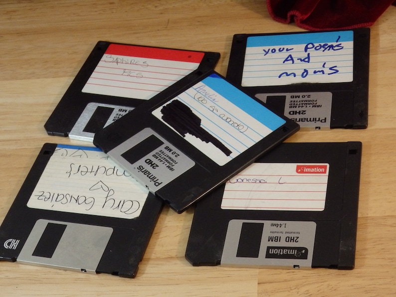 Vintage Floppy Discs 3.5" Mixed Colors Craft Grade NON-FUNCTIONING ...