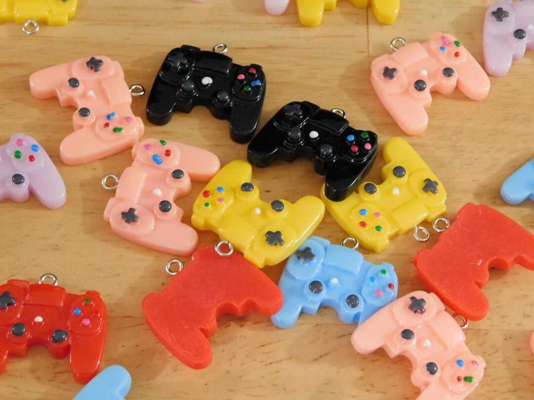 Video Game Controller Resin Pendants, Mixed Color, 24x26x7mm (gamer ...