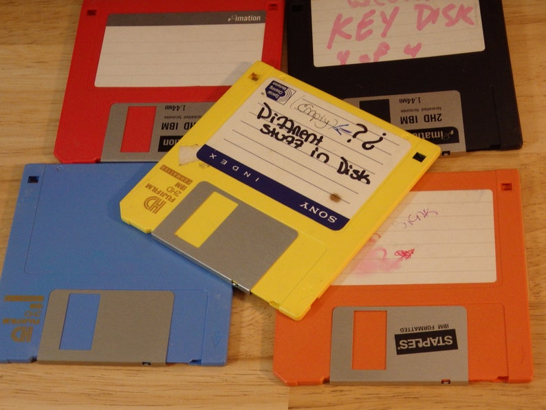 Vintage Floppy Discs 3.5" Mixed Colors Craft Grade NON-FUNCTIONING ...