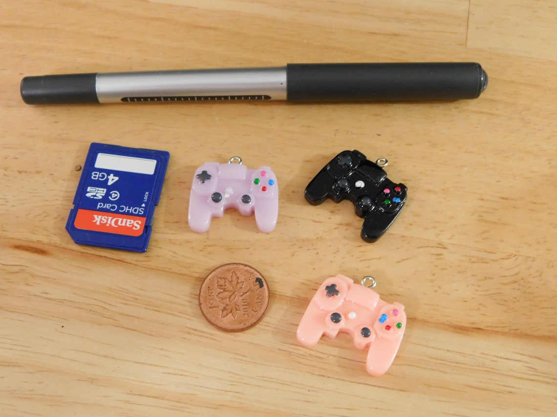 Video Game Controller Resin Pendants, Mixed Color, 24x26x7mm (gamer ...
