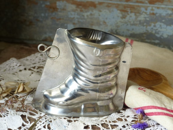 Paper, Party & Kids Baking & Cake Decoration SALE Santa boot vintage ...