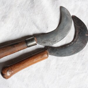 Set of 2 Antique French Small Vineyard Workers Scythe. Antique Garden ...