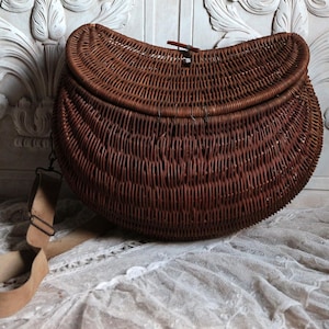 French Vintage Fishing Basket. Gathering Basket French Country Rustic ...