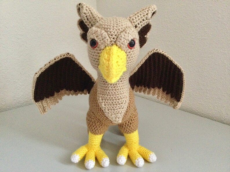 Griffin Pattern - Crochet Gryphon Amigurumi Doll Pattern Photo Tutorial ...