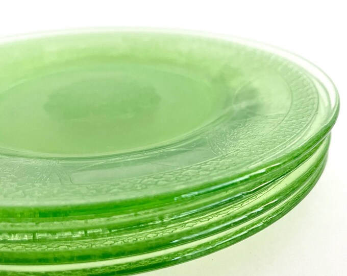 DEPRESSION GLASS PLATES, Green Lunch Size, Set of 4, Fancy Design, - Etsy