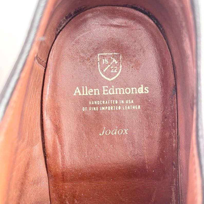 CLASSIC MEN'S OXFORDS, Vintage Allen Edmonds, Size 11, Caramel Leather ...