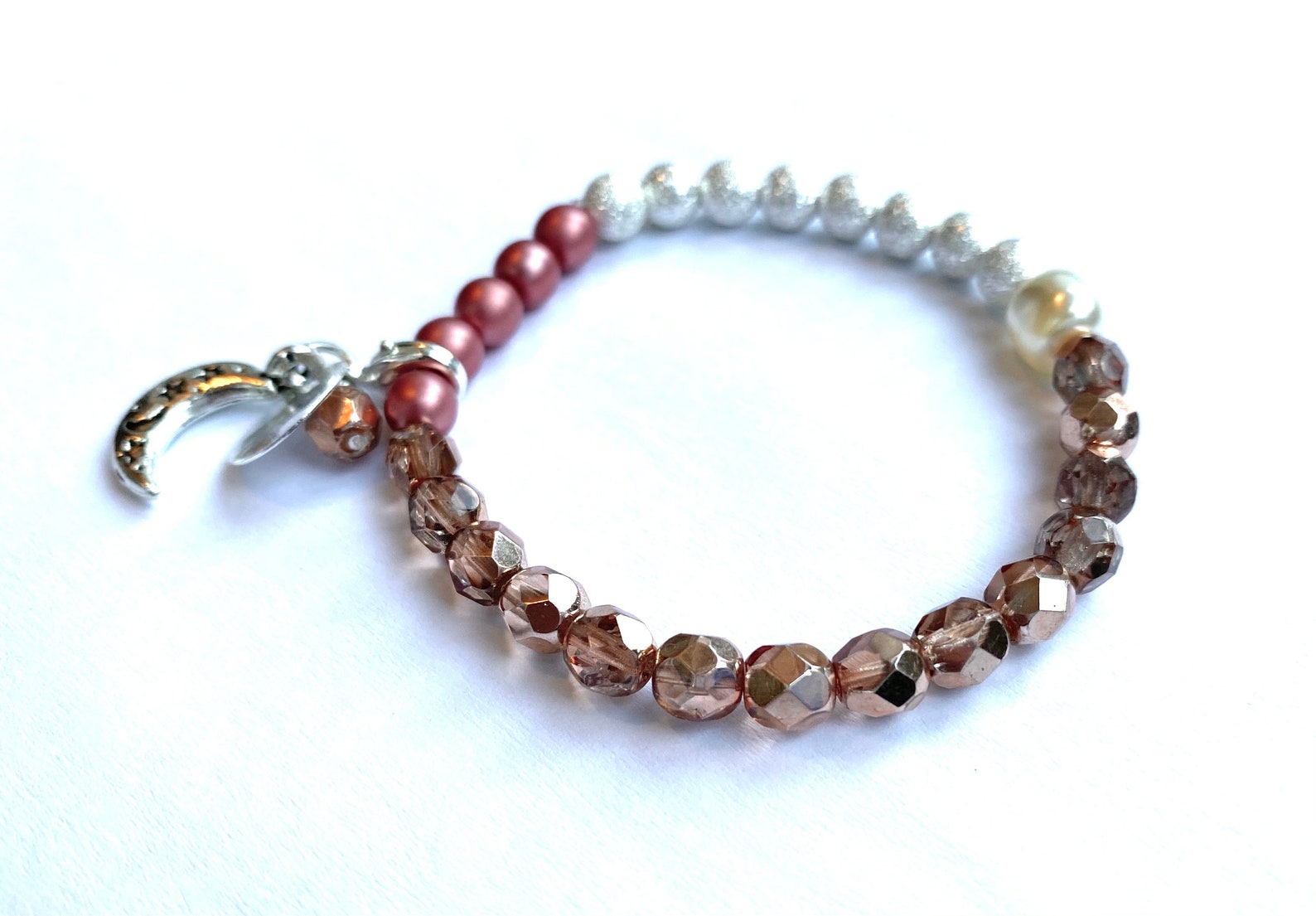Period Tracking Bracelet, Selene Beads Bracelet, Menstruation Bracelet ...