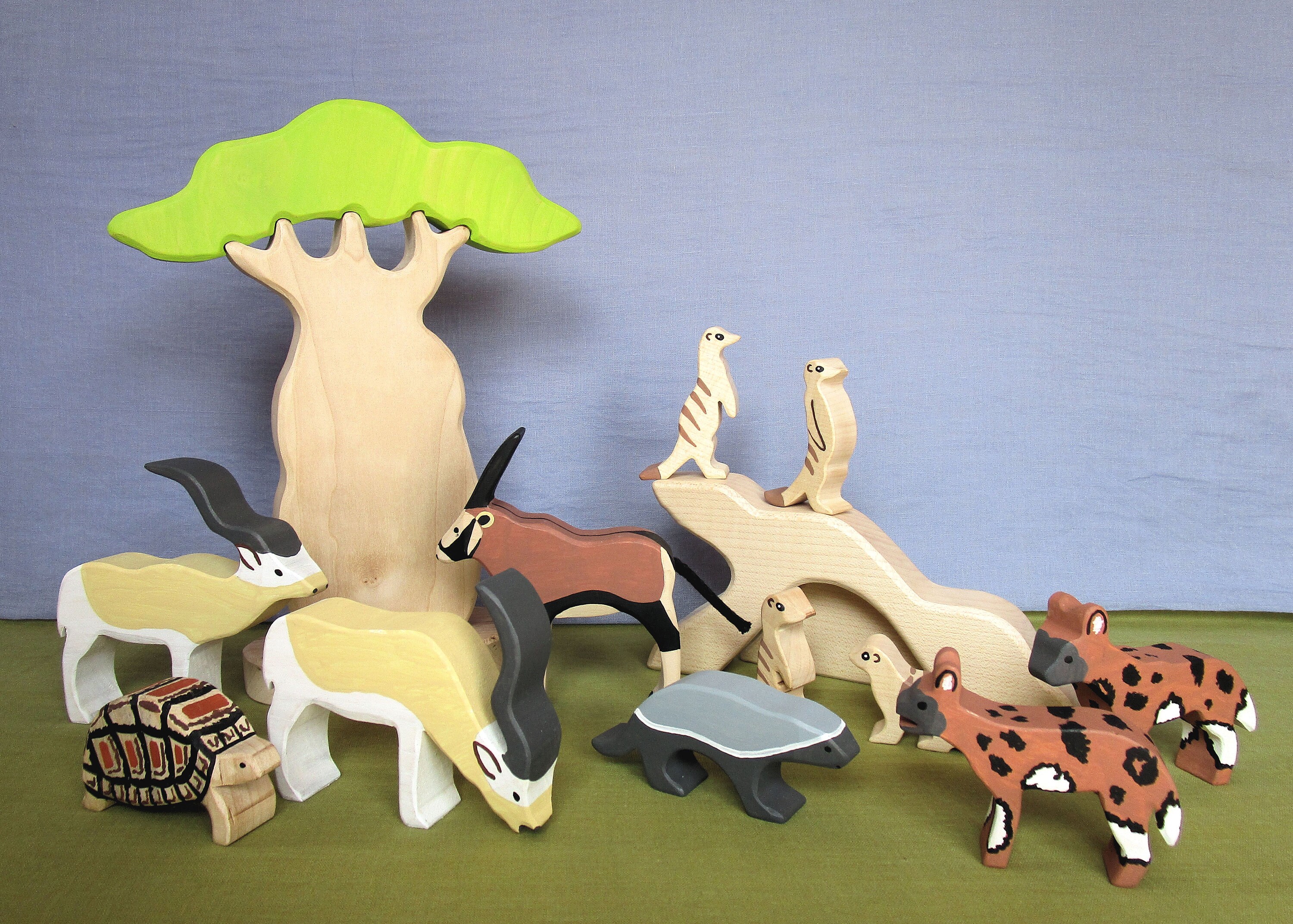 DIY / Instructions / Sawing Templates for Making 12 Different Wooden ...