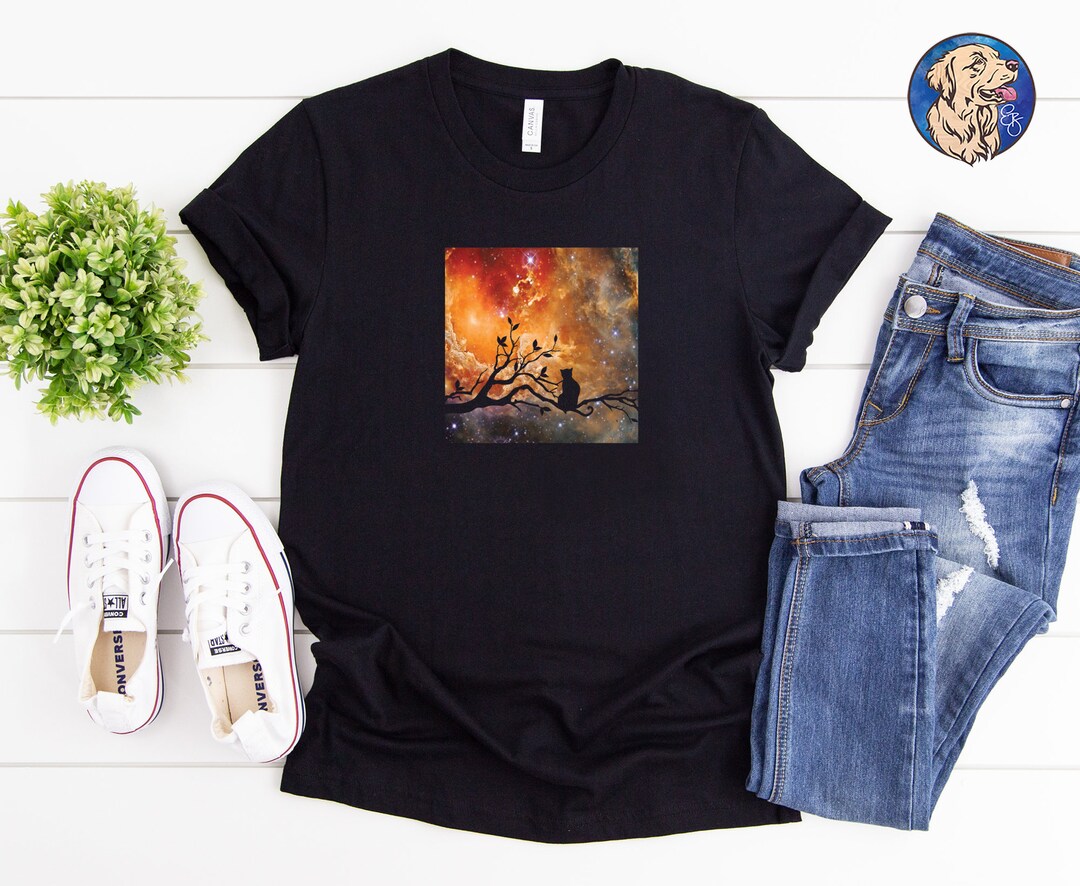 Skyclan Box Icon Tee - Etsy