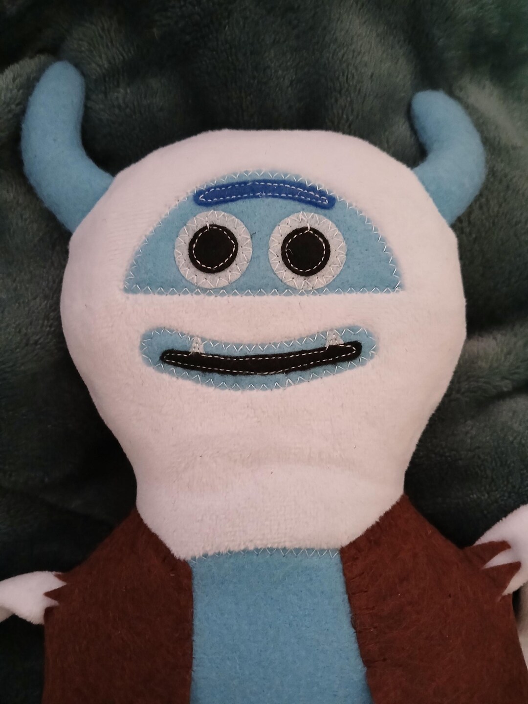 Yeti Bumble Nums Look a Like. Yeti Plush Soft Toys. Lovely Huggable ...