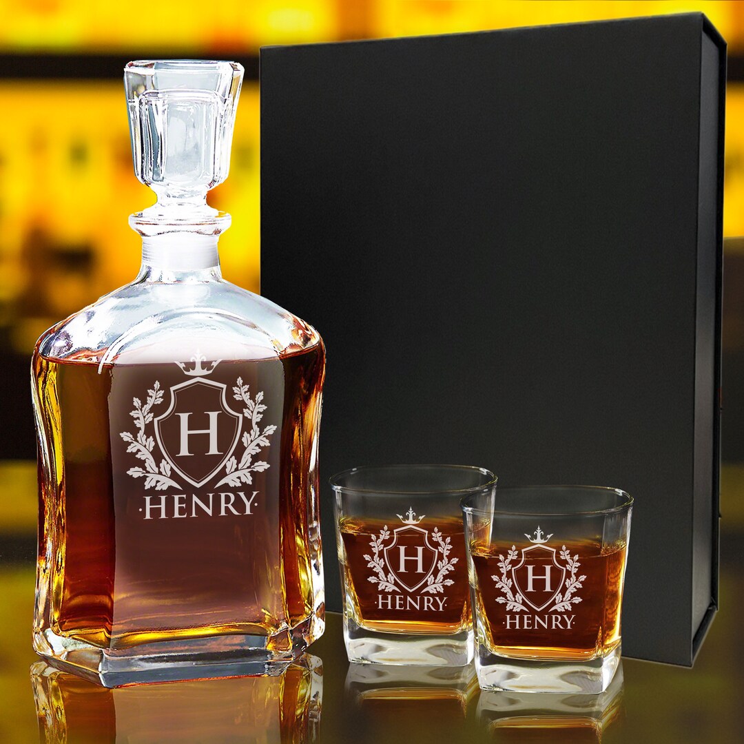 Personalized Whiskey Decanter Set With 4 Whiskey Glasses, Gifts for ...