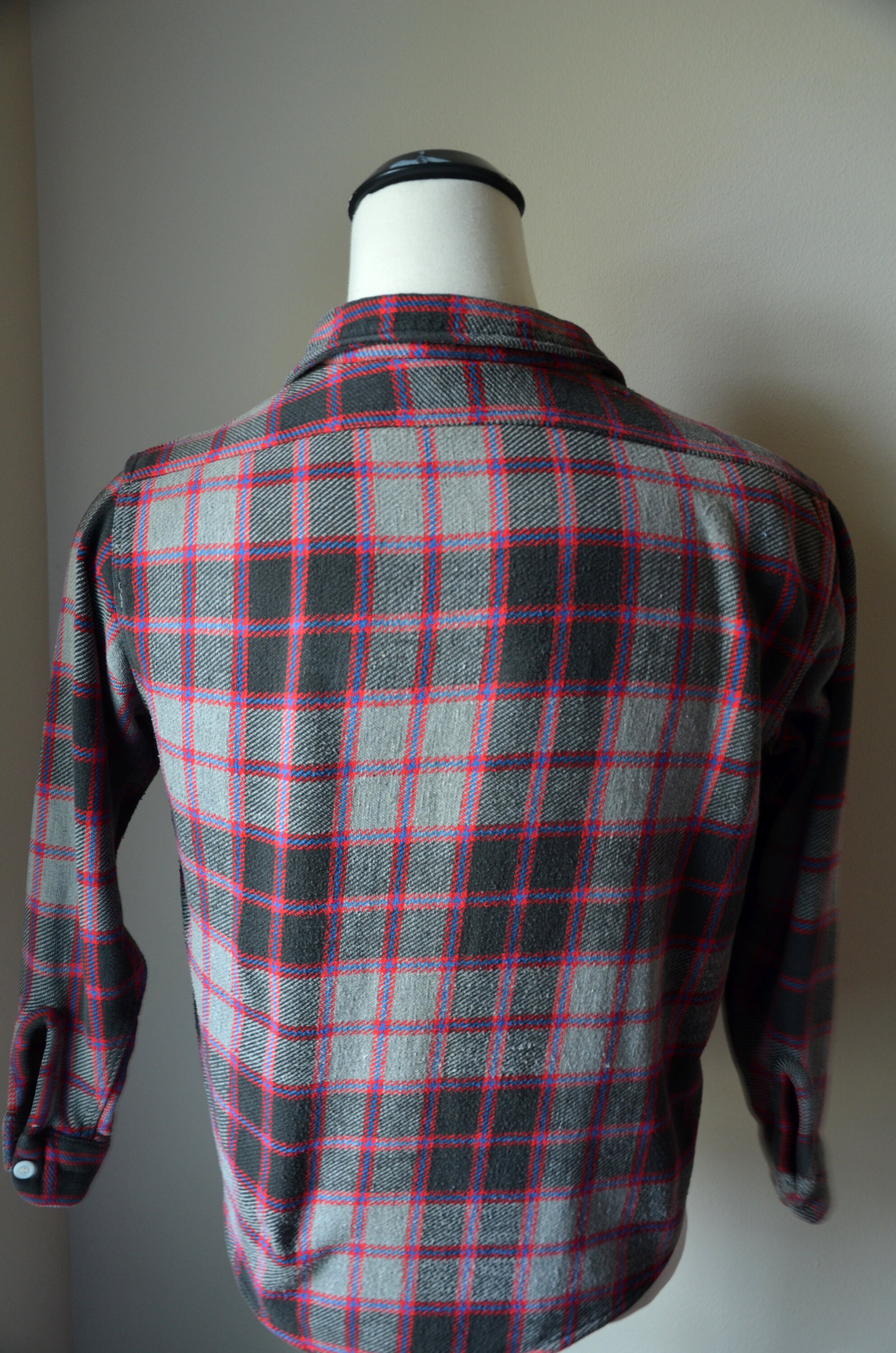 63 Axe Handles High .... Vintage 1960s Grey and Red Flannel Men's Shirt ...