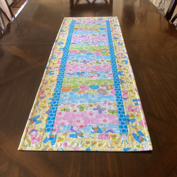 Quilted Easter Table Runner - Etsy