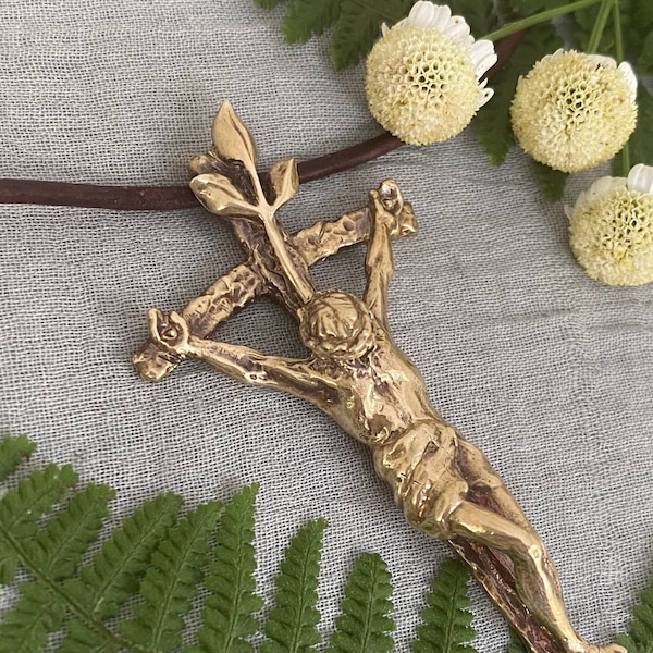 Unique Crucifix - Etsy