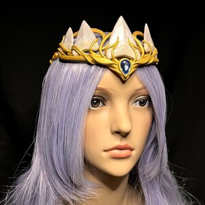 Megalodon Royalty - Unique Merfolk Crown With Handmade Sharkteeth ...