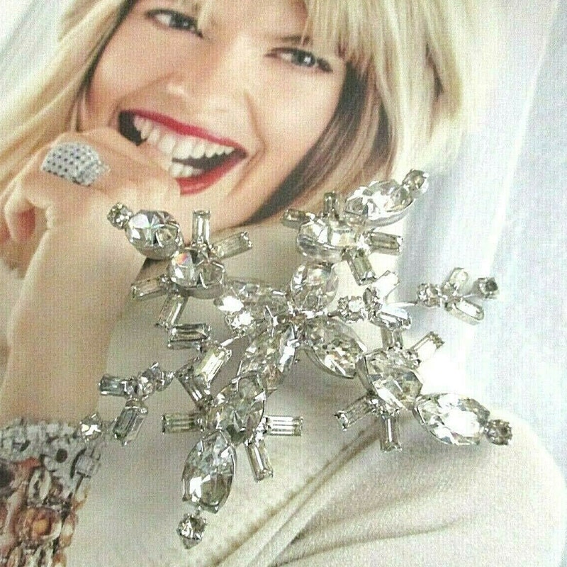 Atomic Snowflake - Etsy