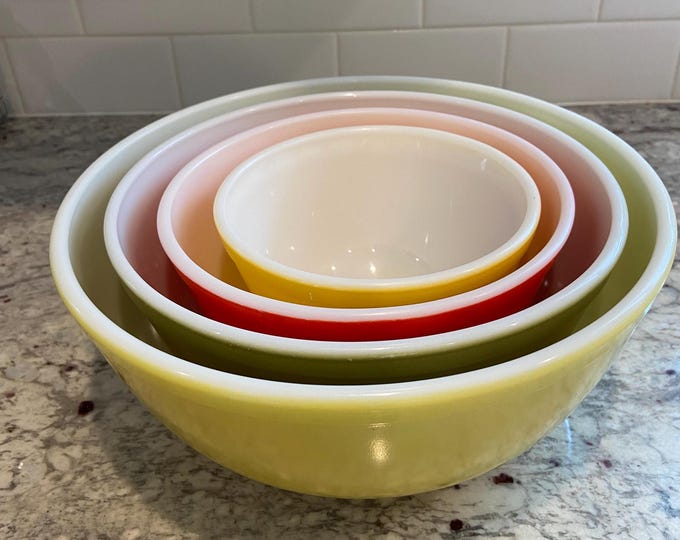 Vintage Pyrex Primary Color Mixing Bowl Set, Set of Four Pyrex Nesting ...