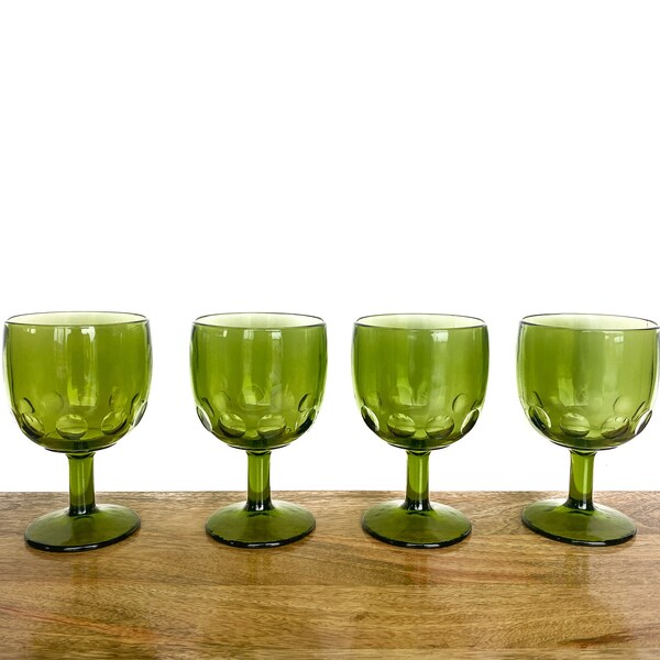 Green Glass Goblets - Etsy