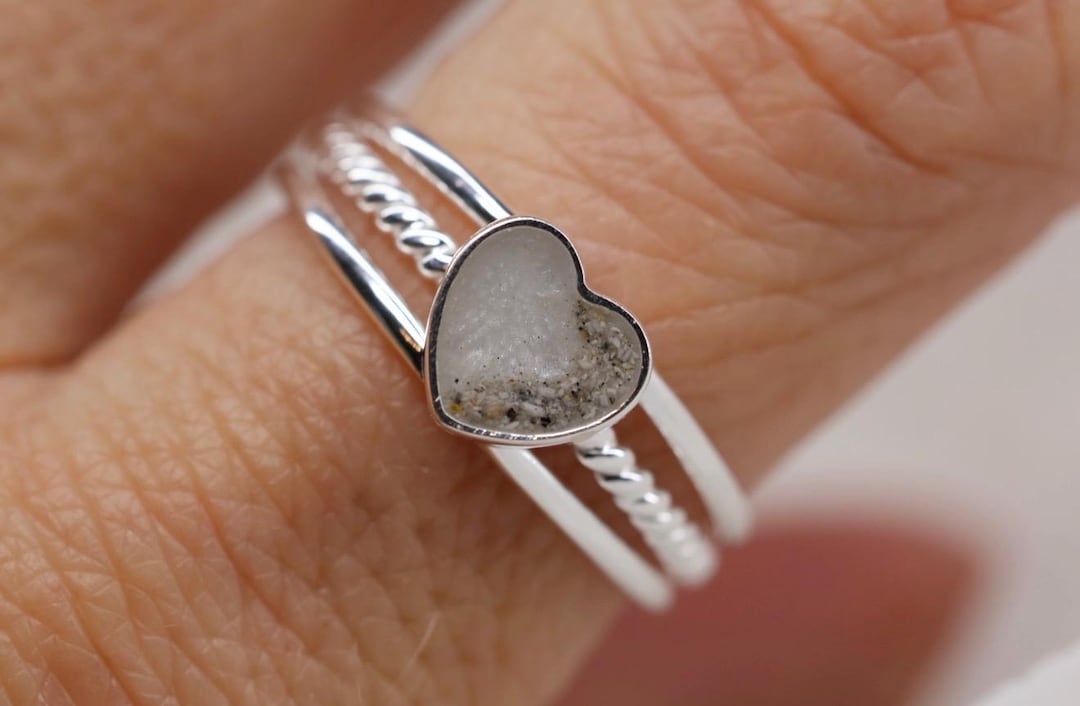 Cremation Ashes Ring, Heart Pet Ashes Keepsake, Triple Band Memorial ...
