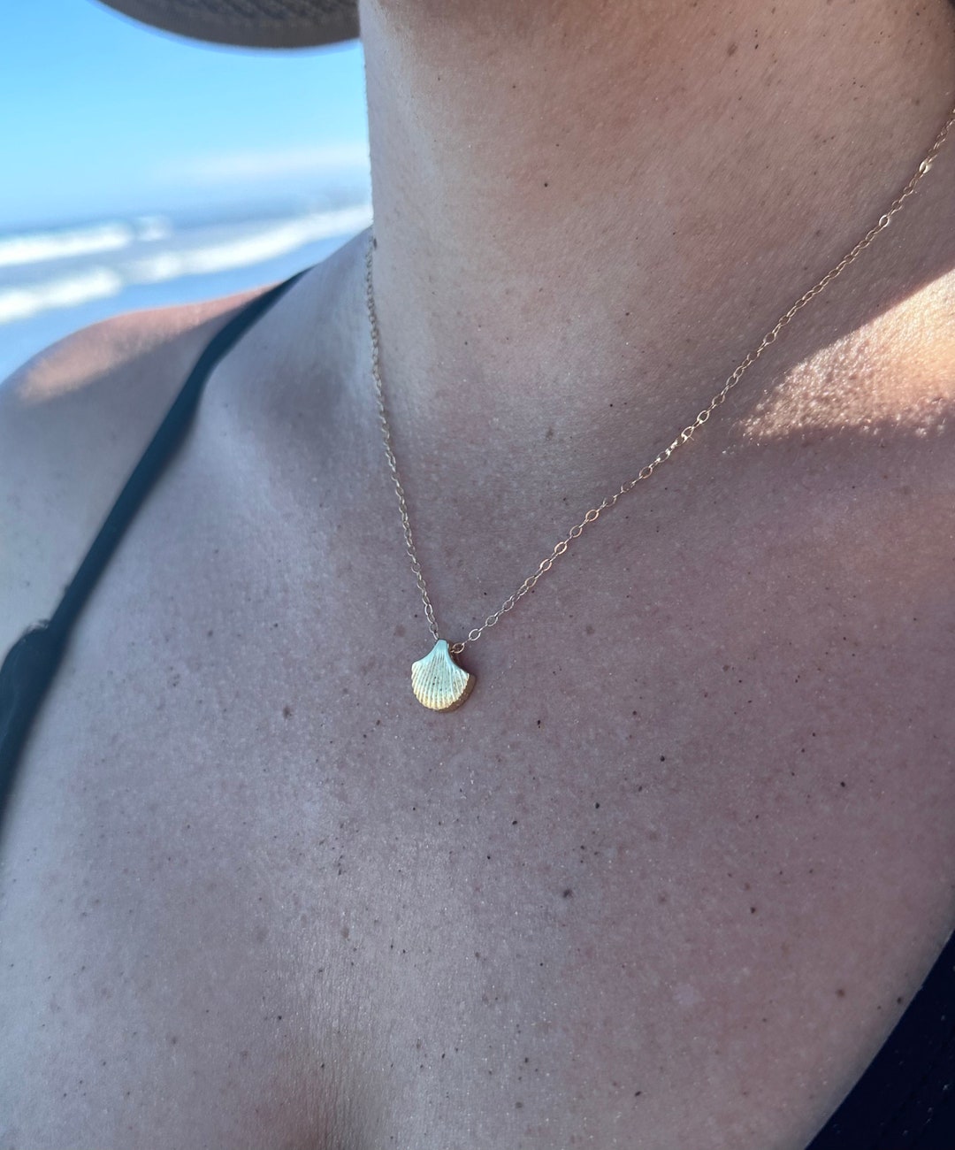 Shira Tiny Shell Necklace, 14k Gold Filled Dainty Clam Shell Charm, Gifts for Her, Dainty Gold ...