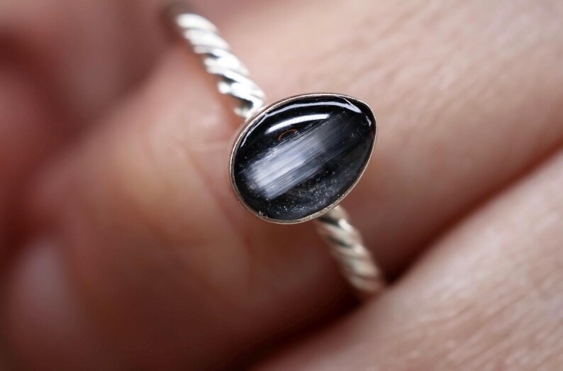 Selenite Cremation Ring, Pet Ashes Keepsake, Black Teardrop Urn Ring ...