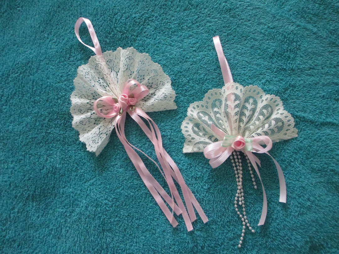 2 Ivory Lace Victorian Fans With Pink Ribbons , Rose Buds Valentines ...